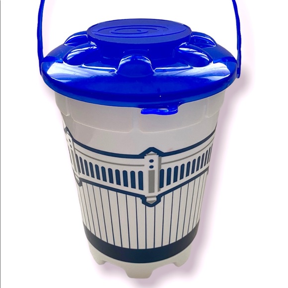 Accents | New York Yankees Souvenir Popcorn Pail With A Lid Yankee ...